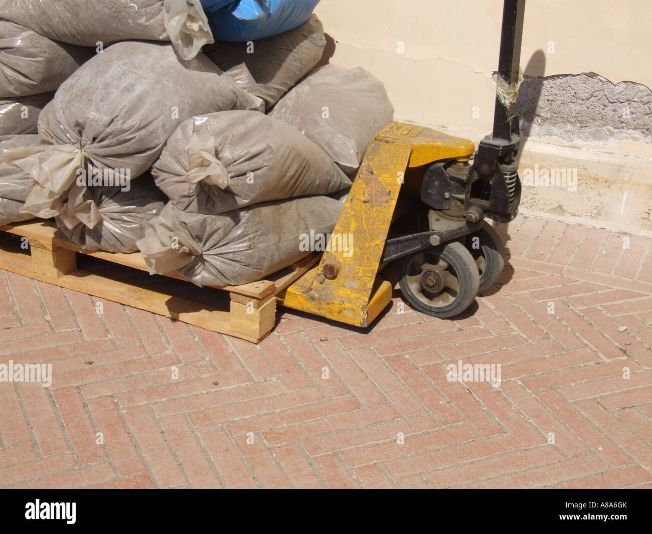loaded trolley on building site Stock Photo - Alamy