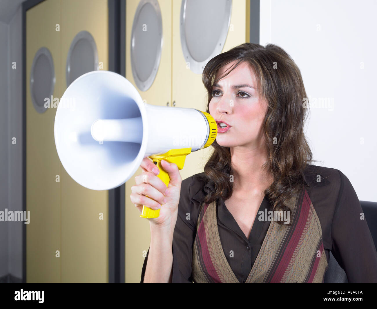 Woman speaker dark hair hi-res stock photography and images - Alamy