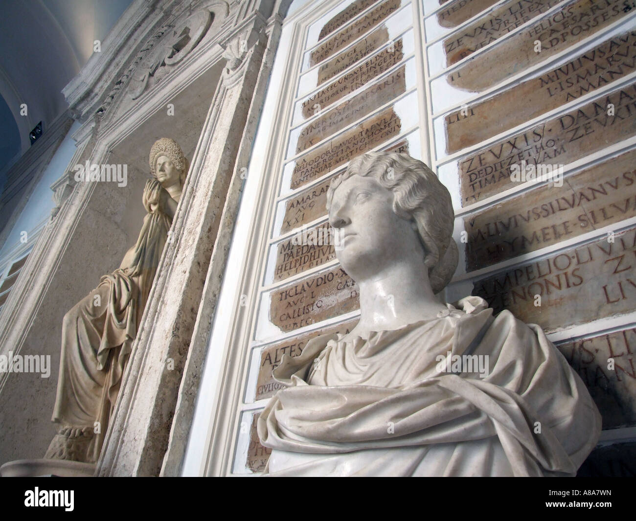 Statues musei capitolini museum in hi-res stock photography and images ...