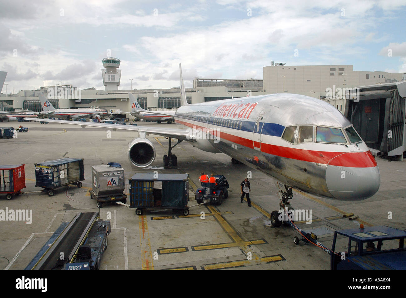 American airlines routes hi-res stock photography and images - Alamy