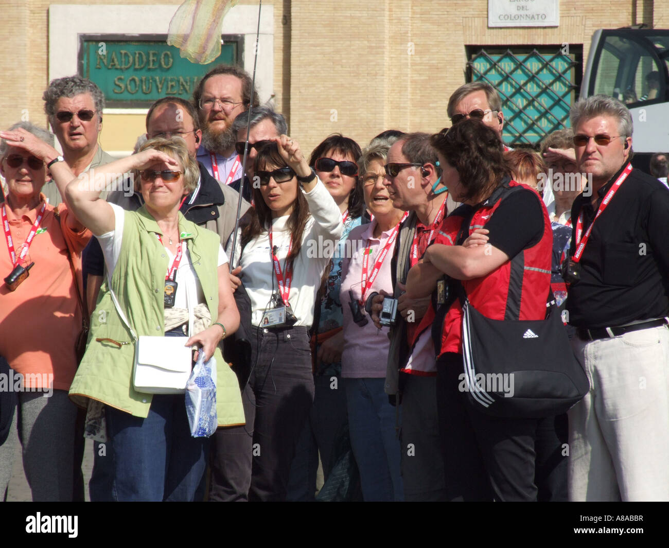 tour guide with group at st peter's basilica in rome Stock Photo - Alamy