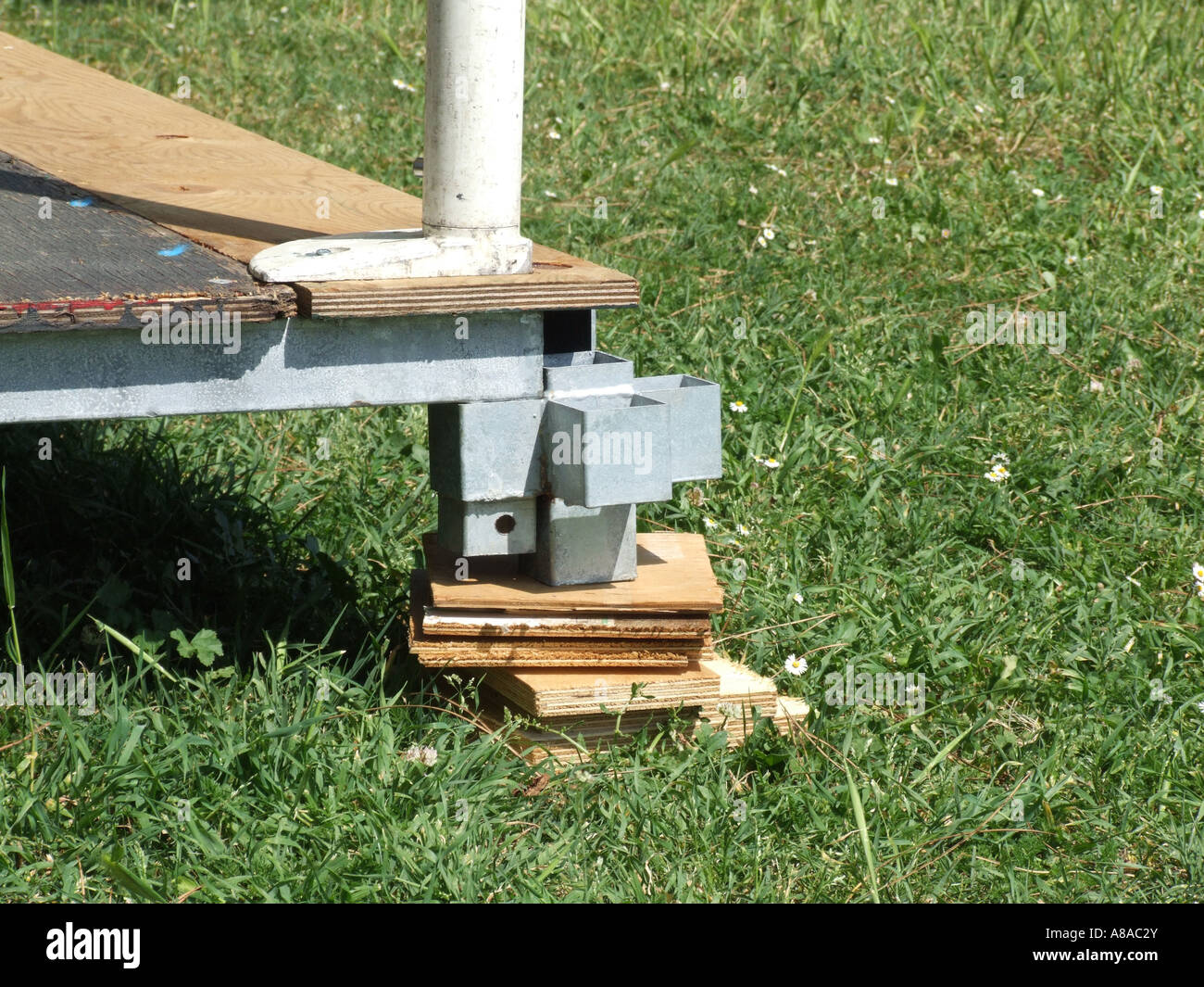 event tent under construction Stock Photo - Alamy