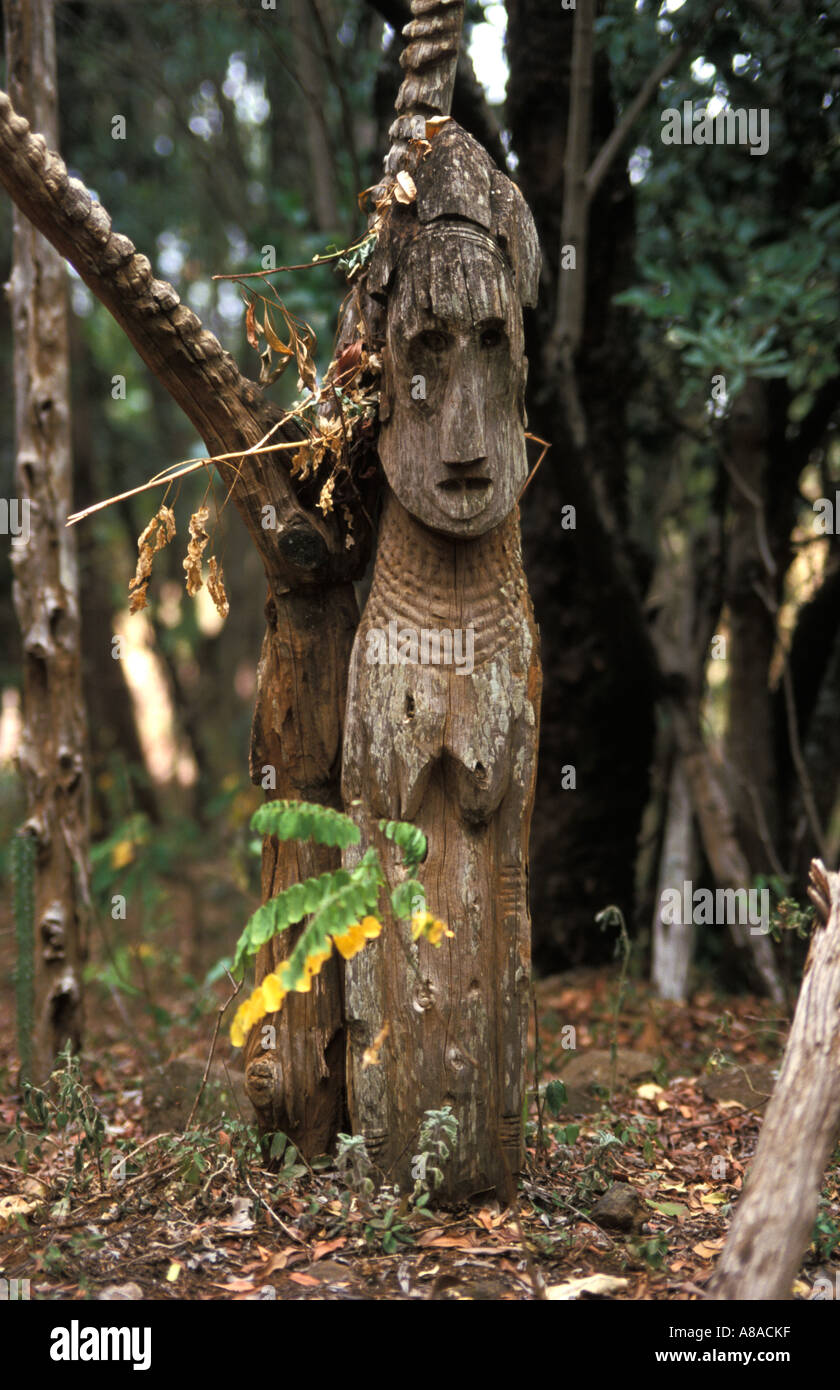 African Totem High Resolution Stock Photography and Images - Alamy
