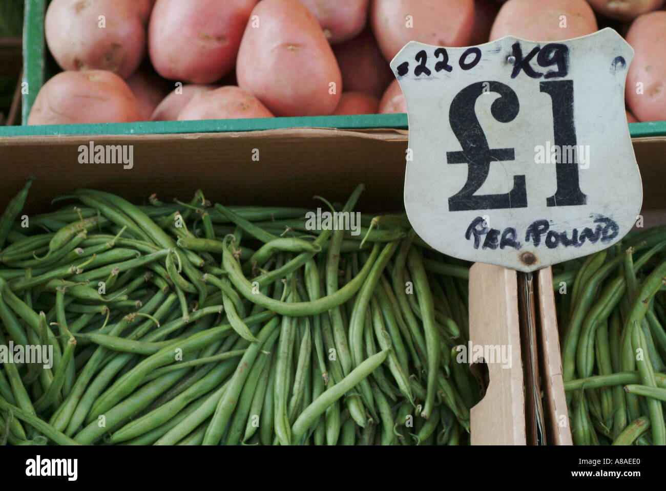 Market stall with imperial money hi-res stock photography and images ...