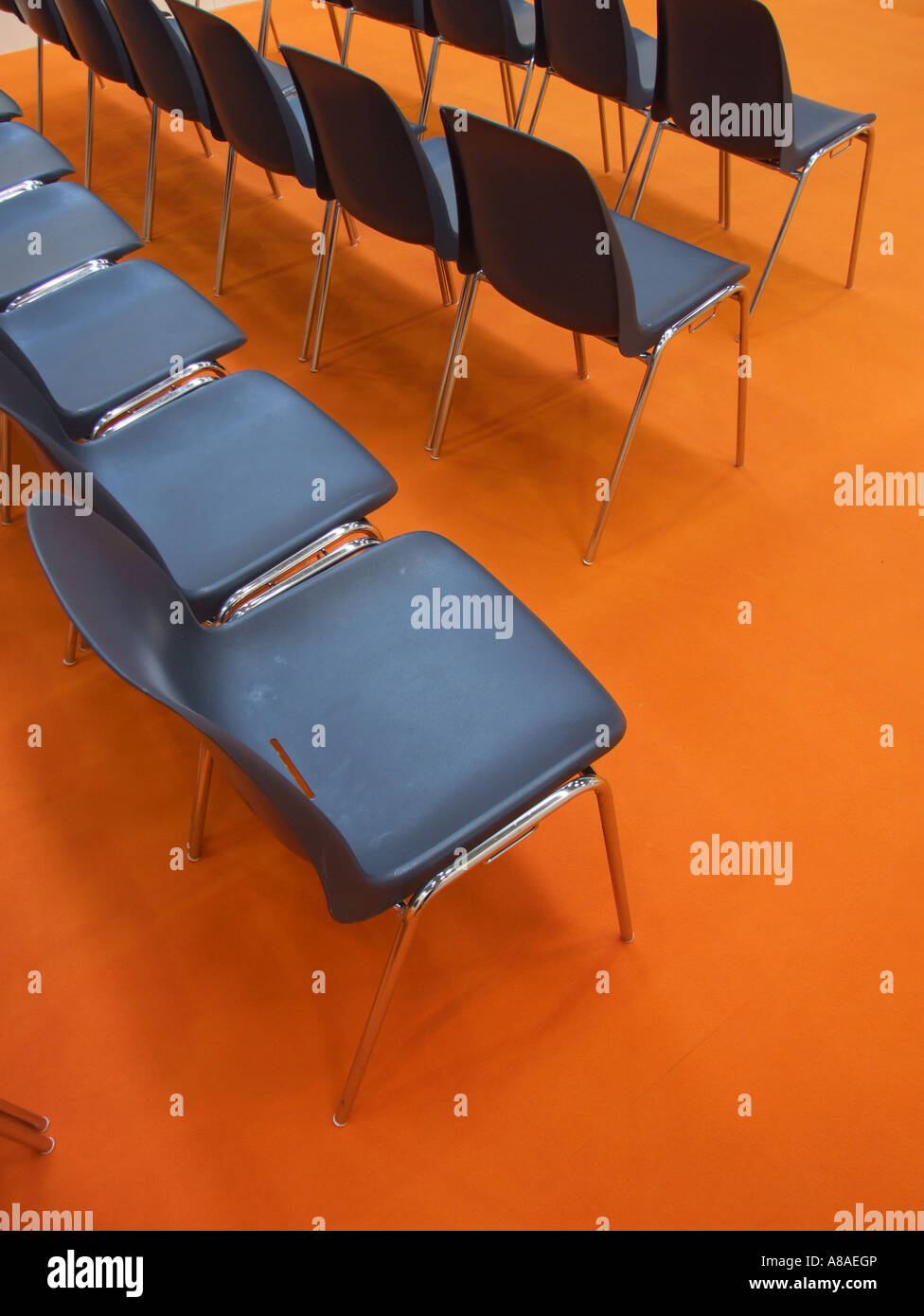 empty chairs in conference hall Stock Photo - Alamy