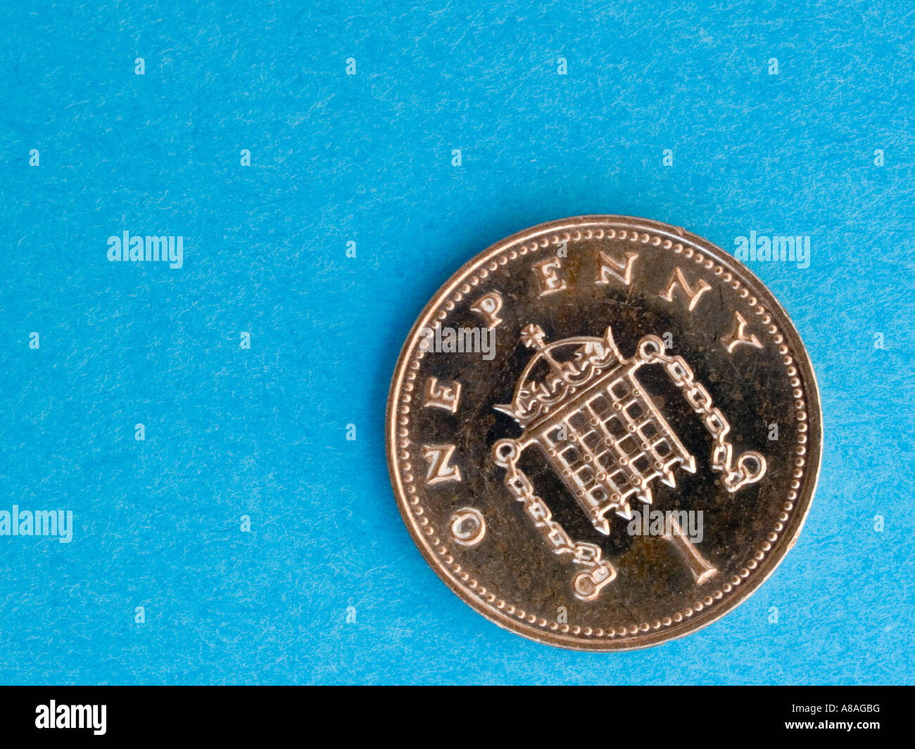 Penny coin 1p hi-res stock photography and images - Alamy