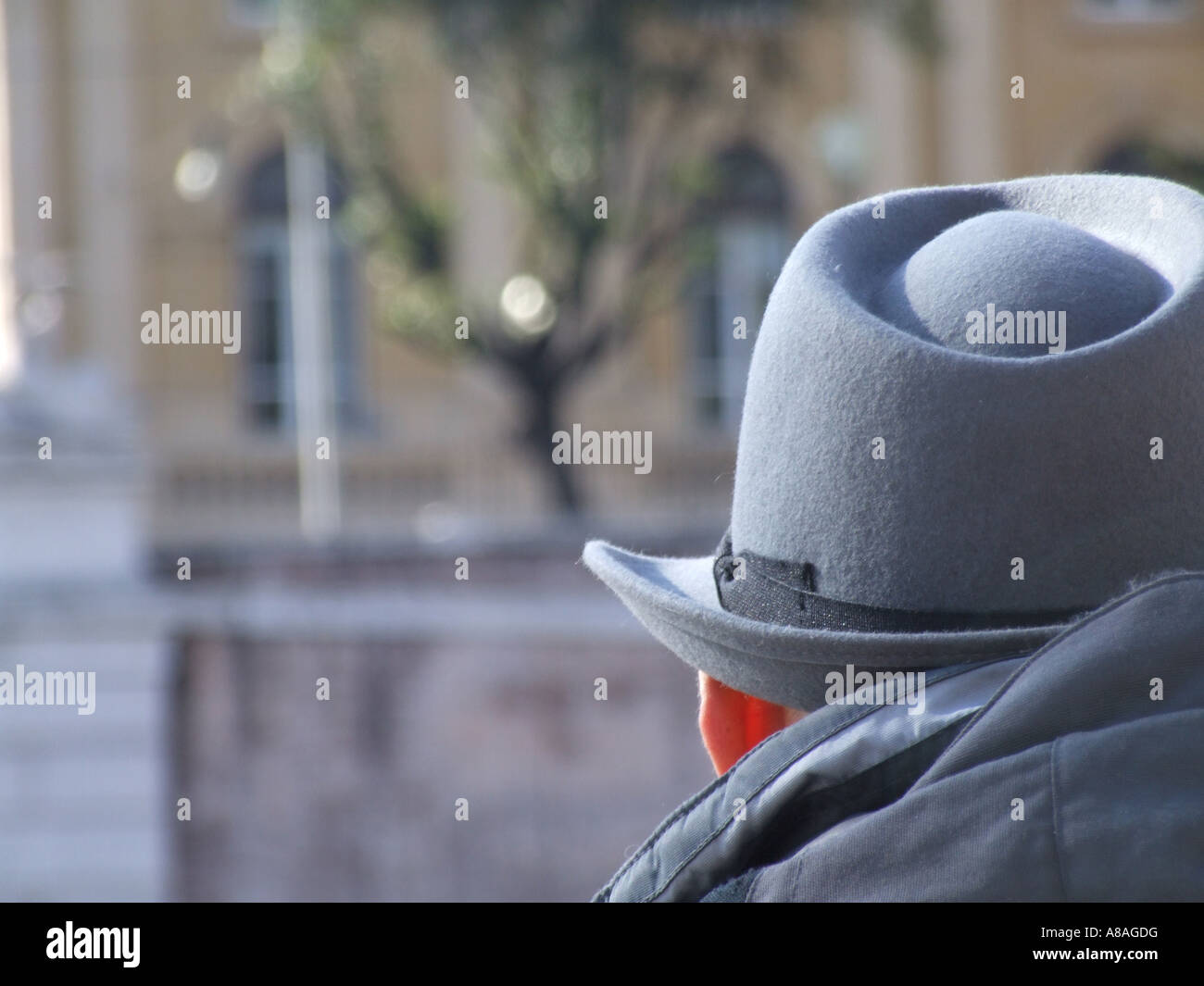 Old man rear coat hat hi-res stock photography and images - Alamy