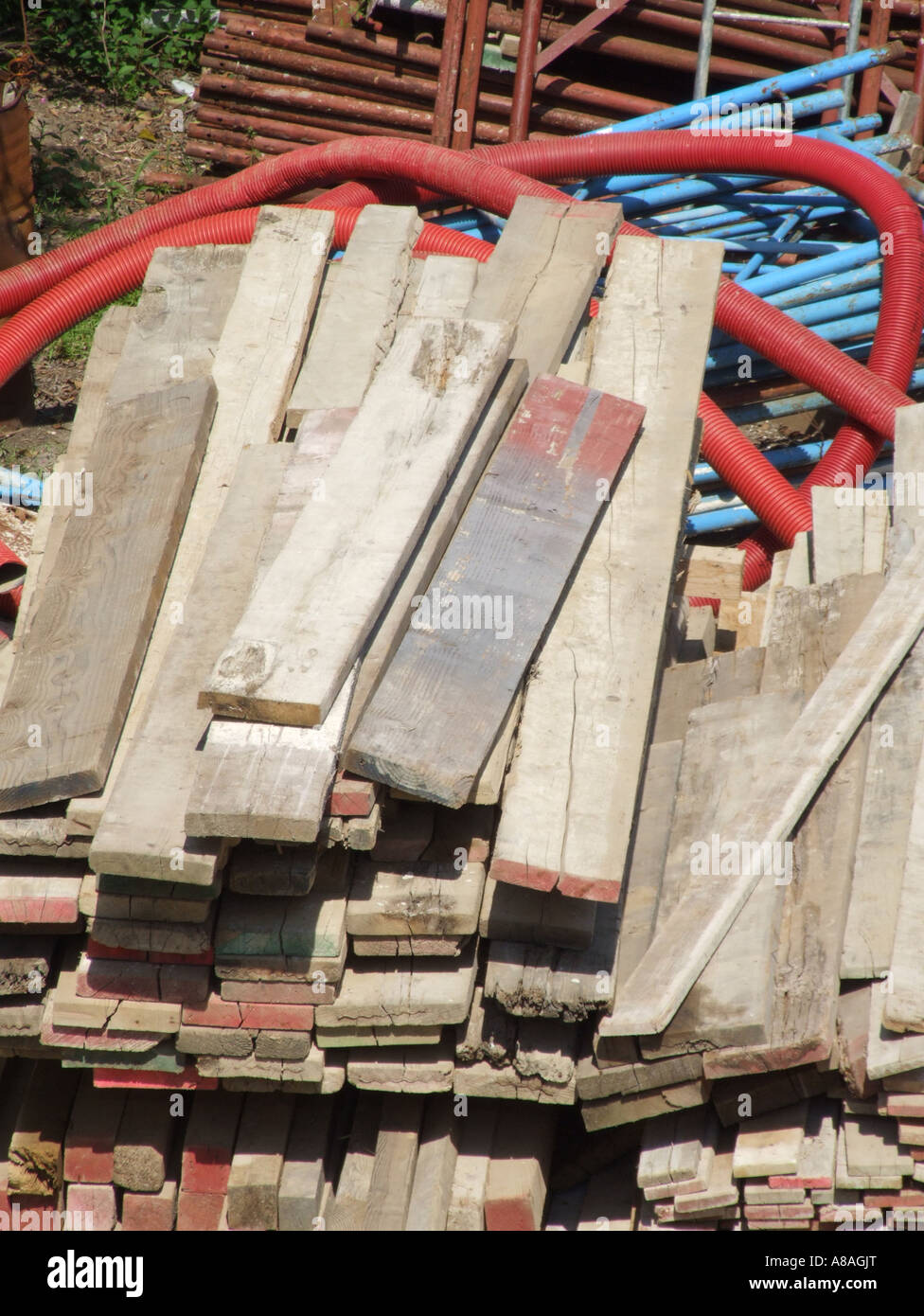 planks on building site Stock Photo - Alamy