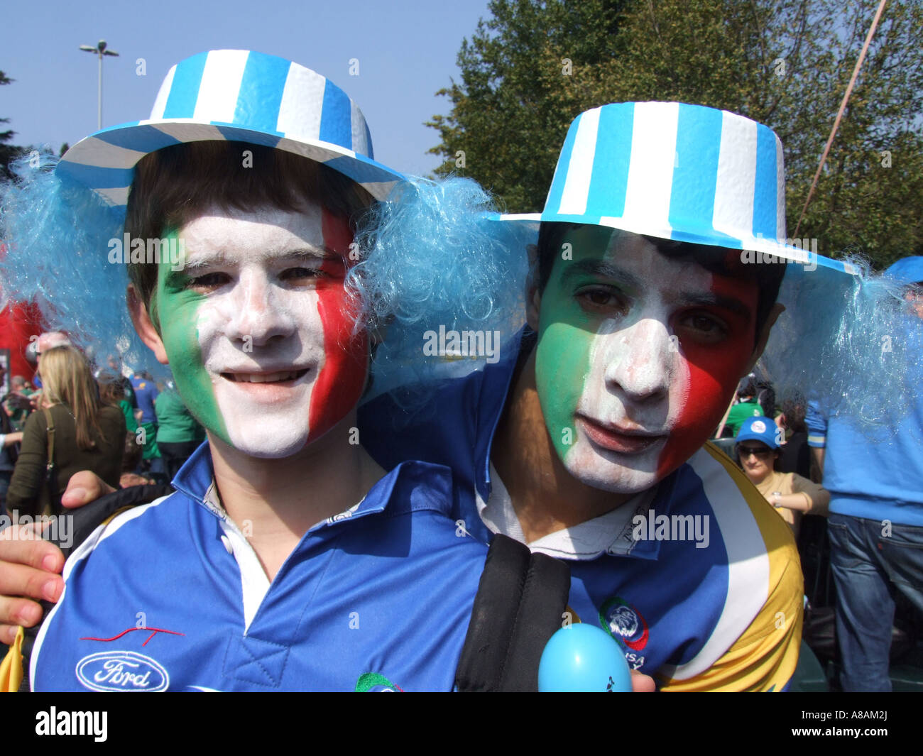 Men italian humour, not woman hi-res stock photography and images - Alamy