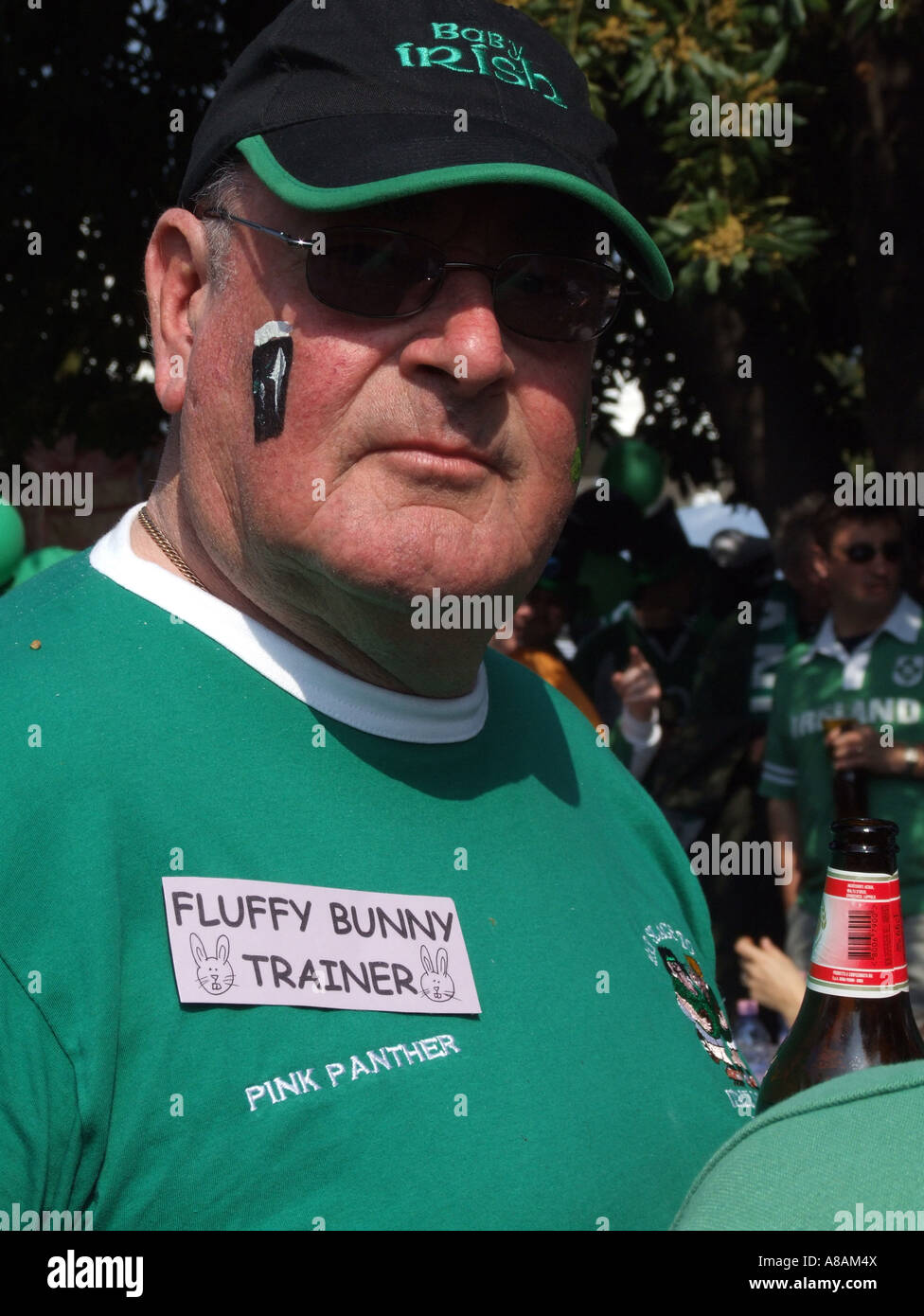 irish rugby fans in rome for the six nations match versus italy 2007 ...