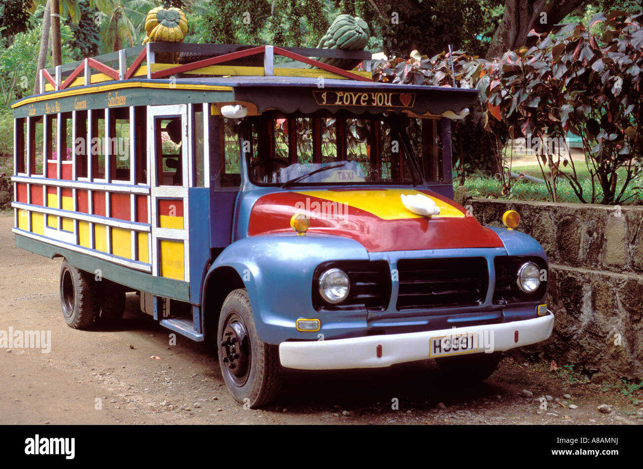 Bus st lucia hi-res stock photography and images - Alamy