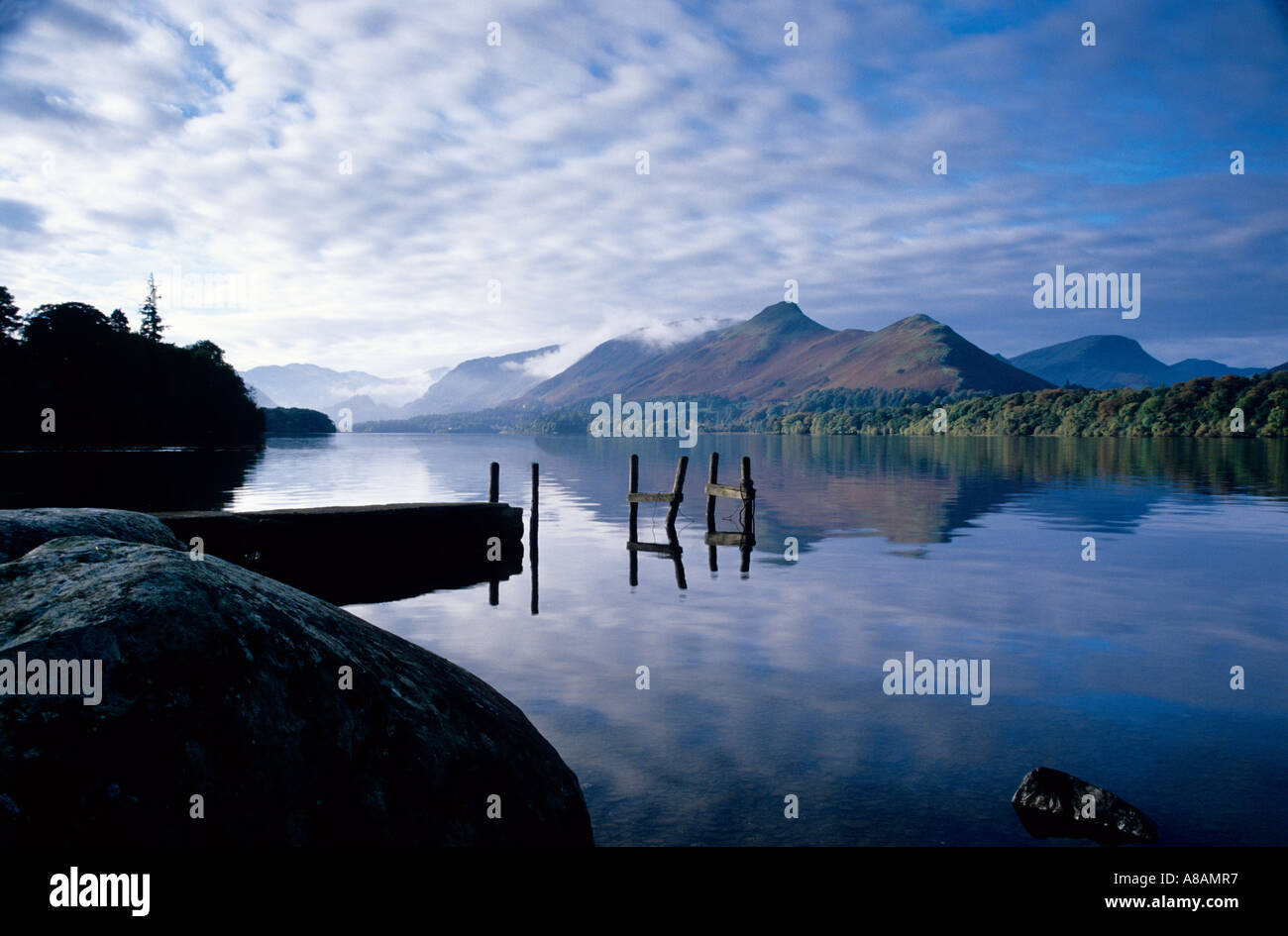 Reflections landscape hi-res stock photography and images - Alamy