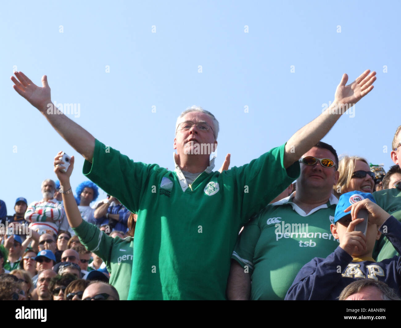 irish rugby fans in rome at the six nations match versus italy Stock ...