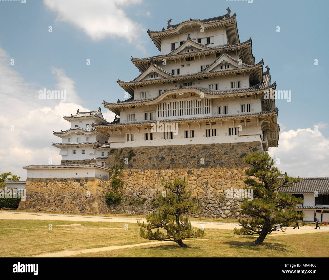 Stronghold japan hi-res stock photography and images - Alamy
