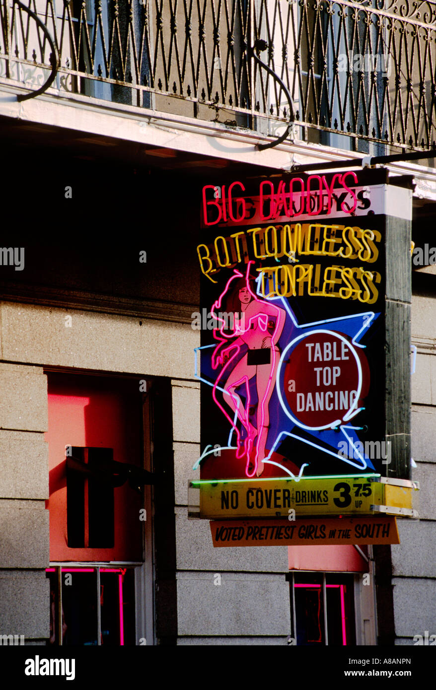 Stripper club hi-res stock photography and images - Alamy