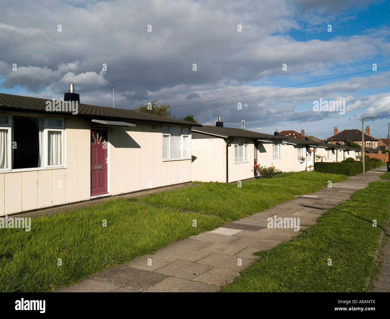 Post war prefab hi-res stock photography and images - Alamy