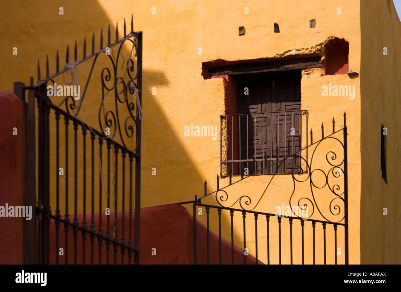 Mexican wrought iron gate hi-res stock photography and images - Alamy
