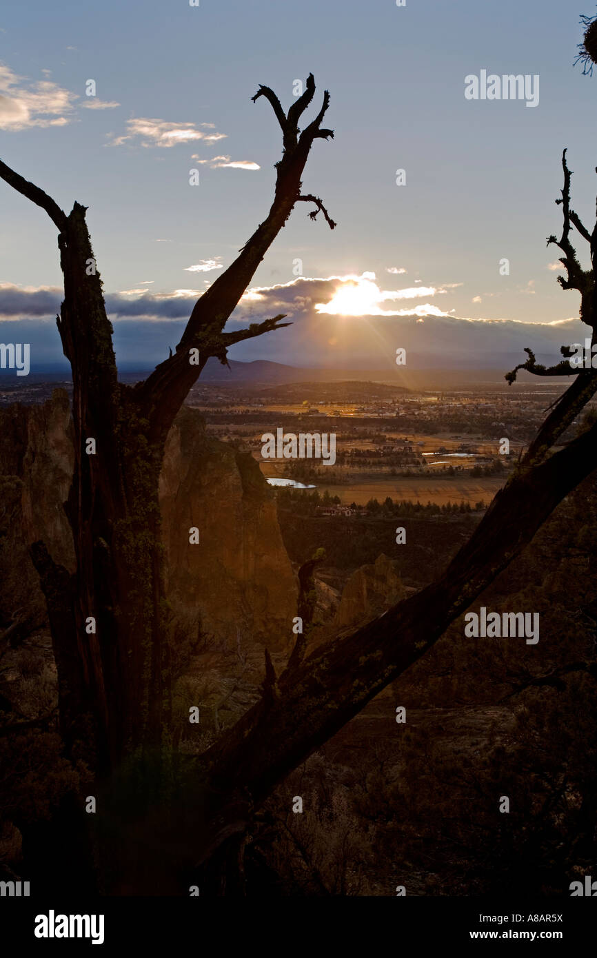 SUNSET at SMITH ROCK STATE PARK BEND OREGON Stock Photo - Alamy