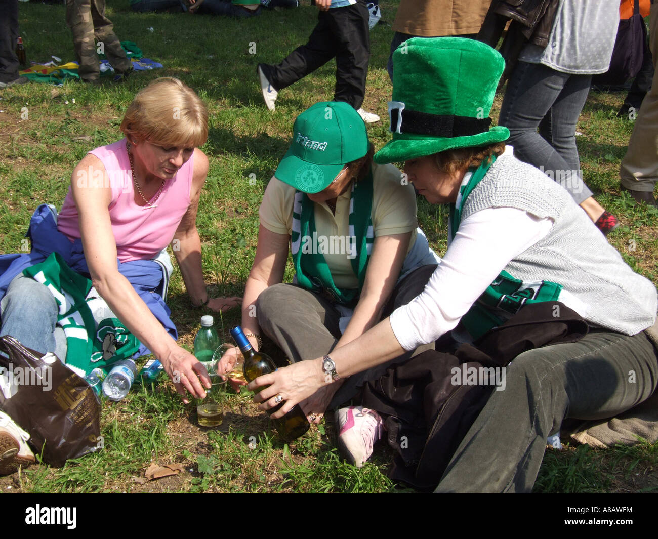 irish rugby fans in rome for the six nations match versus italy Stock ...