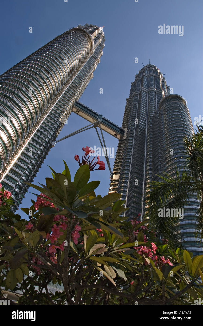 KLCC Petronas Twin Towers in Kuala Lumpur Malaysia Stock Photo - Alamy