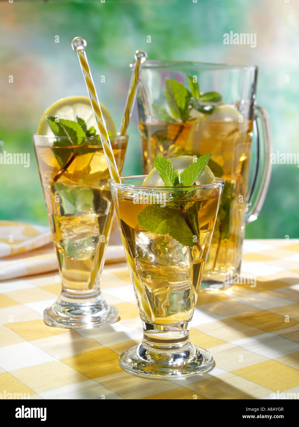 Al fresco iced tea glasses hi-res stock photography and images - Alamy