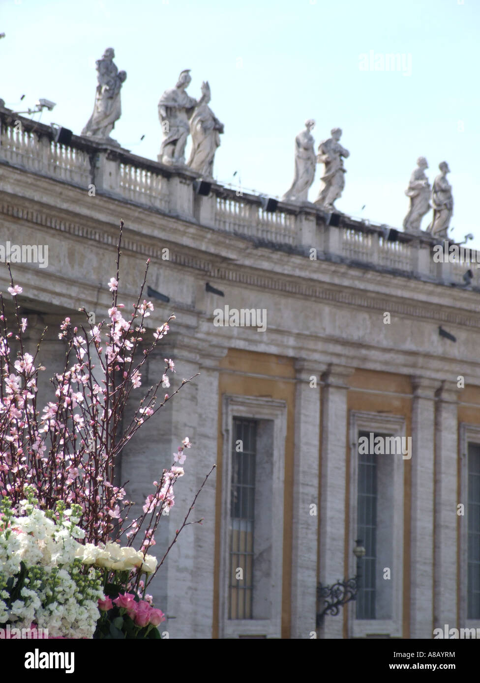 floral arrangement at the vatican at easter Stock Photo - Alamy