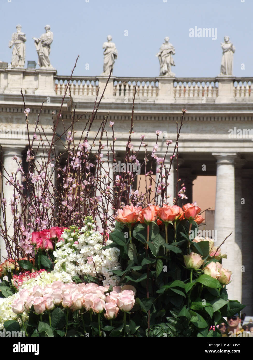 floral arrangement in the vatican at easter Stock Photo - Alamy