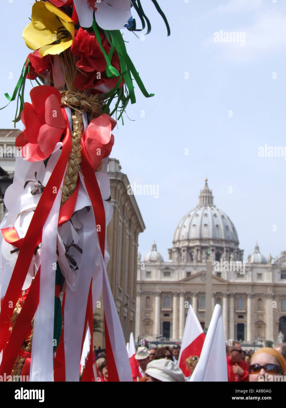 easter pilgrims by the vatican rome Stock Photo - Alamy