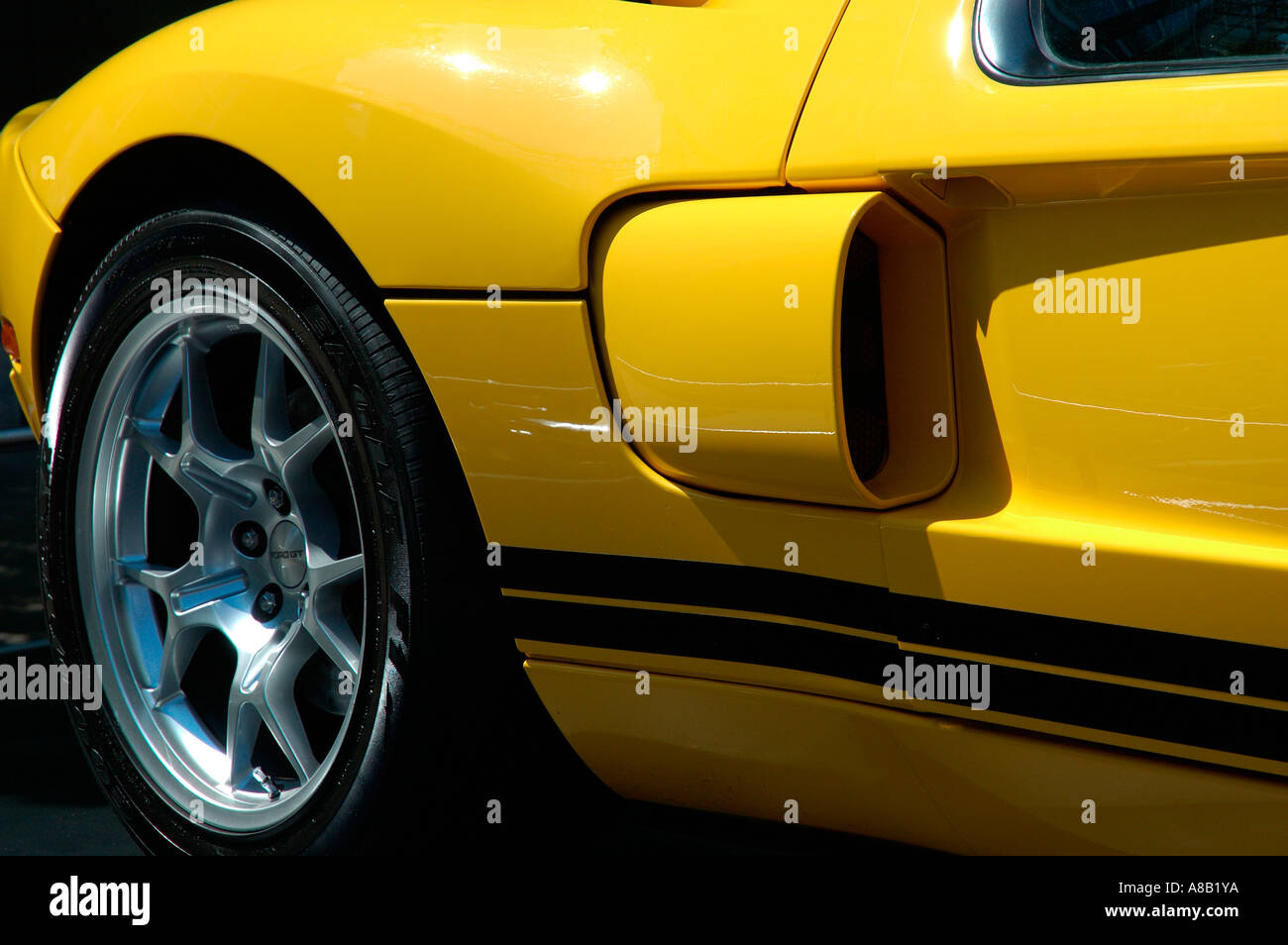 Ford gt40 yellow hi-res stock photography and images - Alamy