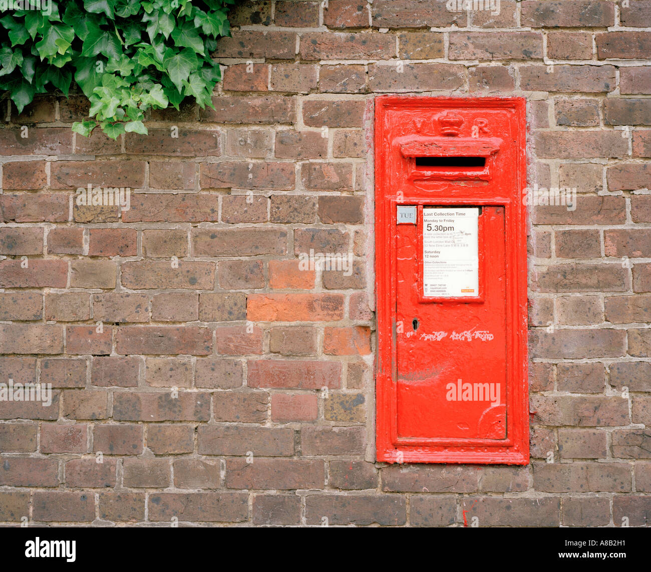 Postbox, Wimbledon London UK Stock Photo - Alamy