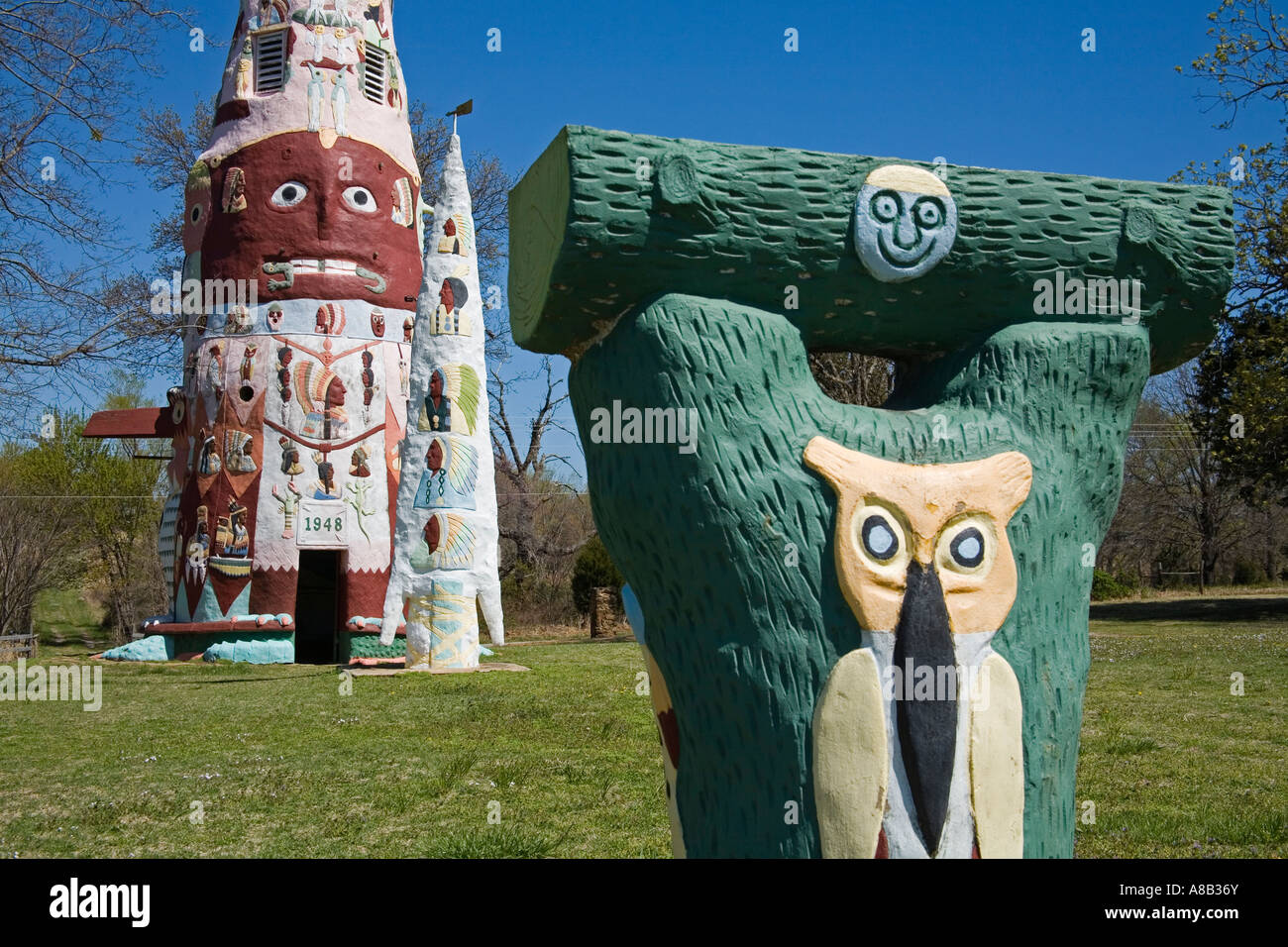 Galloway Totem Pole Park City of Foyil Historic Route 66 Oklahoma USA ...
