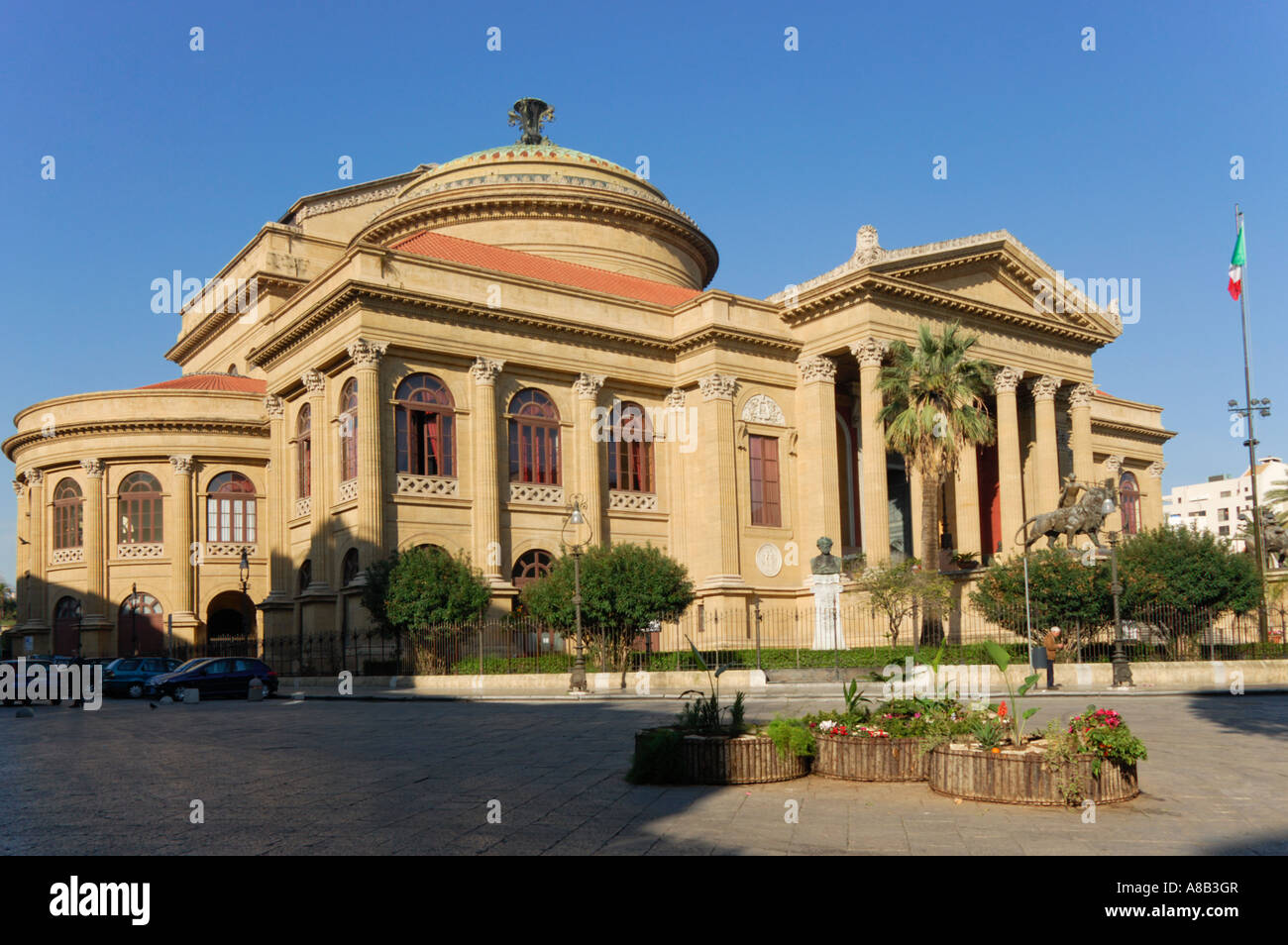 Teatro Massimo Piazza Verdi Palermo Sicily Italy Stock Photo - Alamy