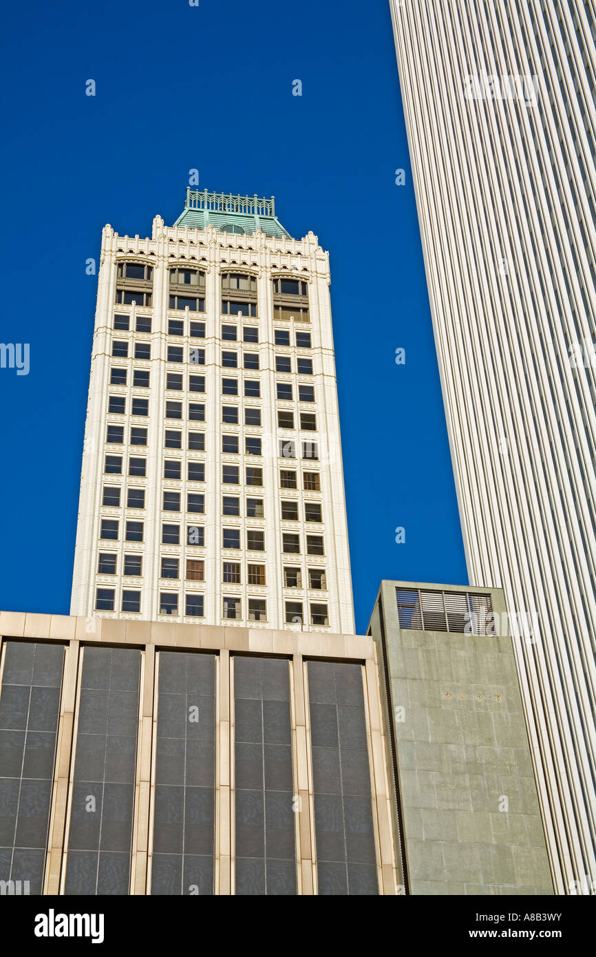 Mid continent building hi-res stock photography and images - Alamy