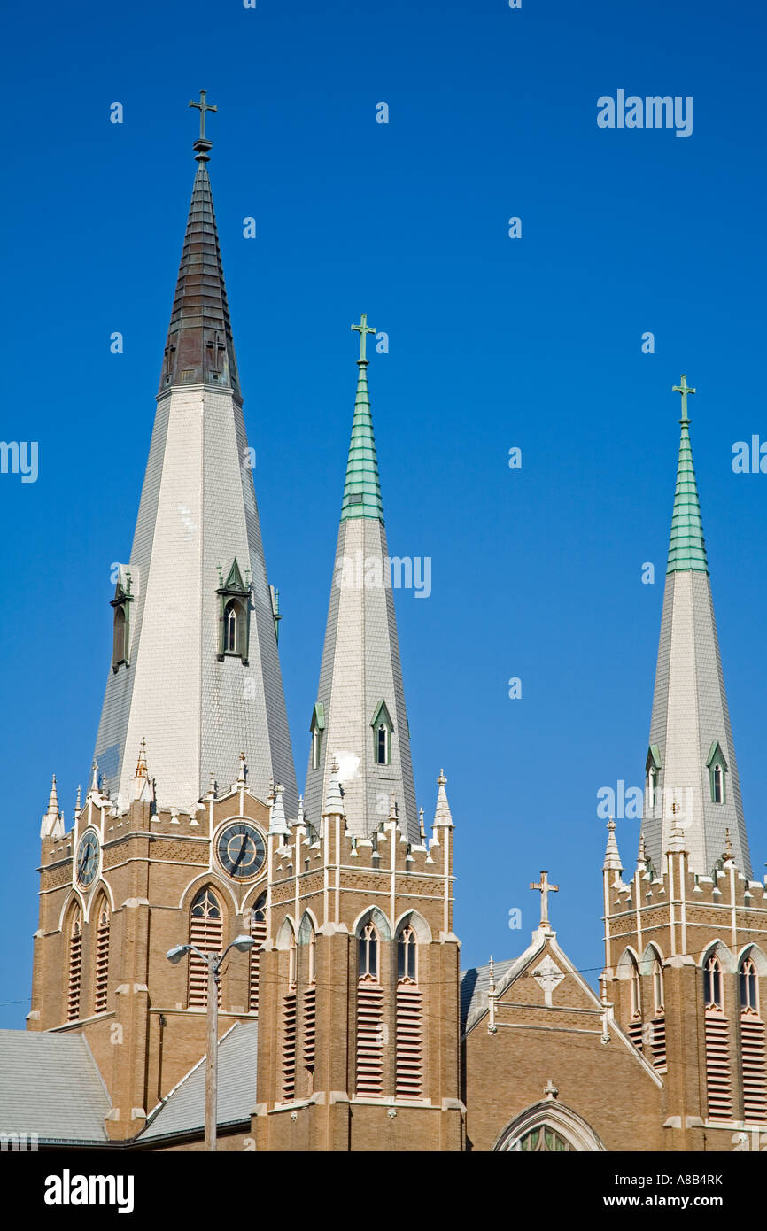 Holy Family Cathedral Downtown Tulsa Oklahoma USA Stock Photo - Alamy