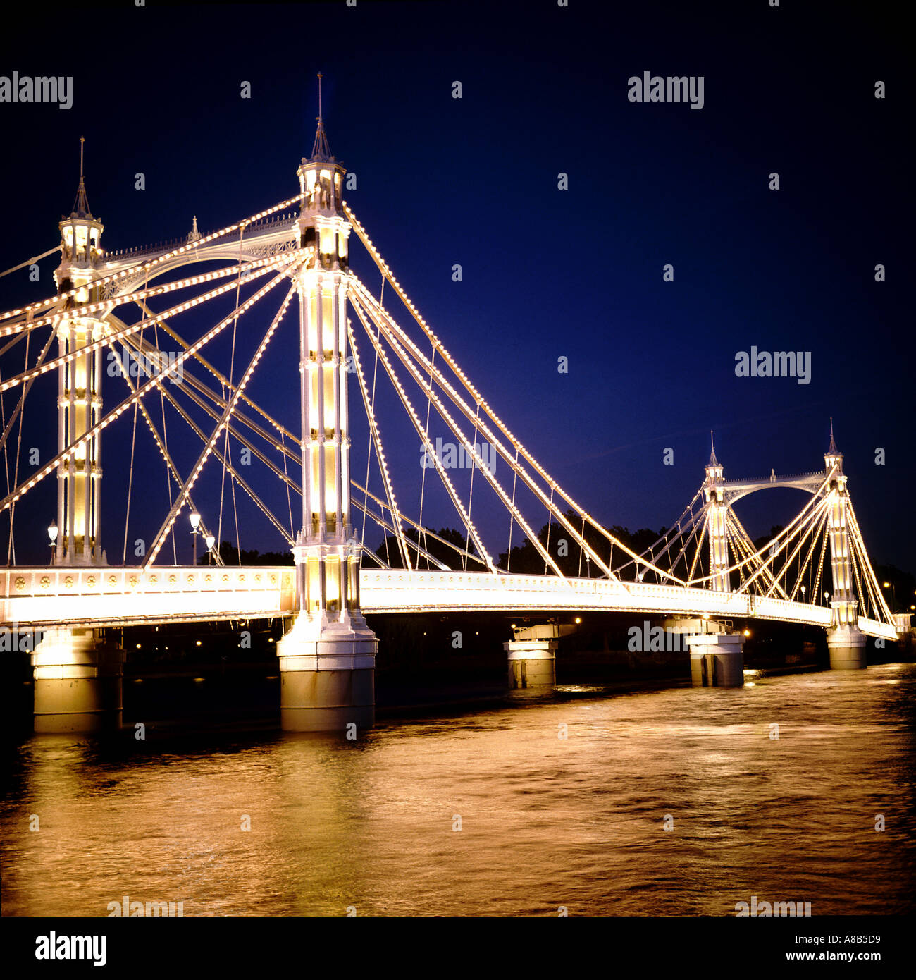 The Albert Bridge London Stock Photo - Alamy