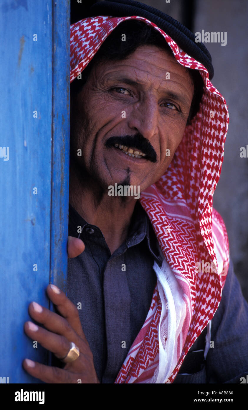 Syrian costume hi-res stock photography and images - Alamy