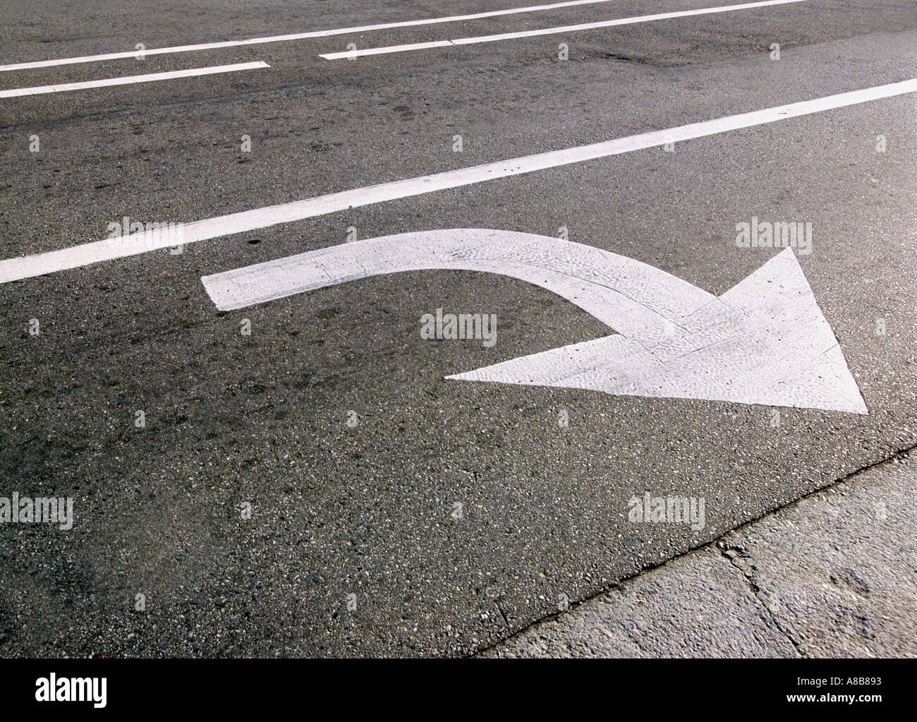 Straight road right horizontal hi-res stock photography and images - Alamy