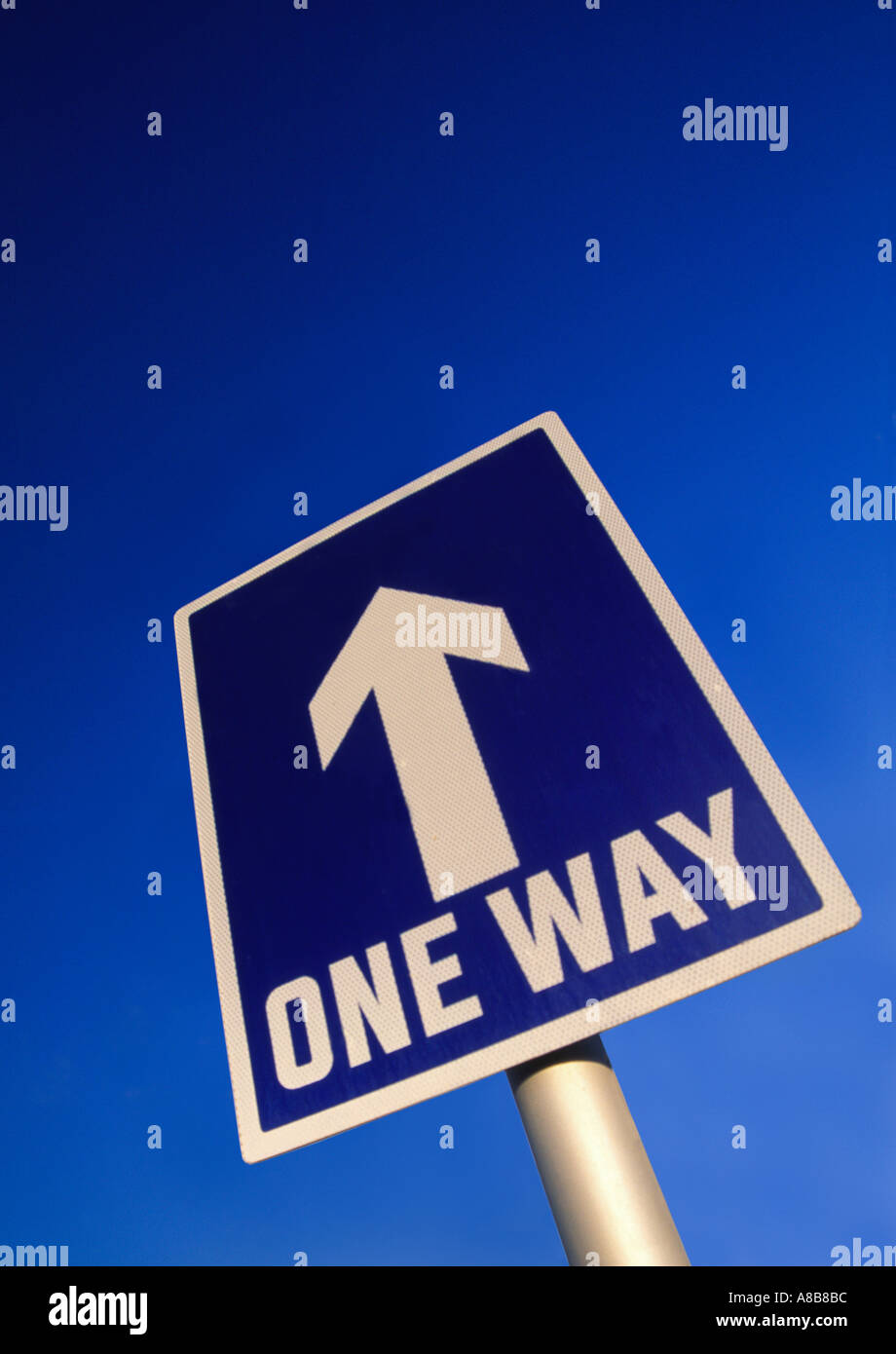 Bahrain road sign hi-res stock photography and images - Alamy