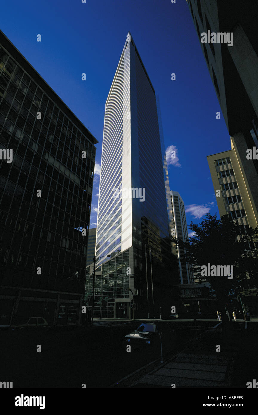 Calgary tower glass floor hi-res stock photography and images - Alamy