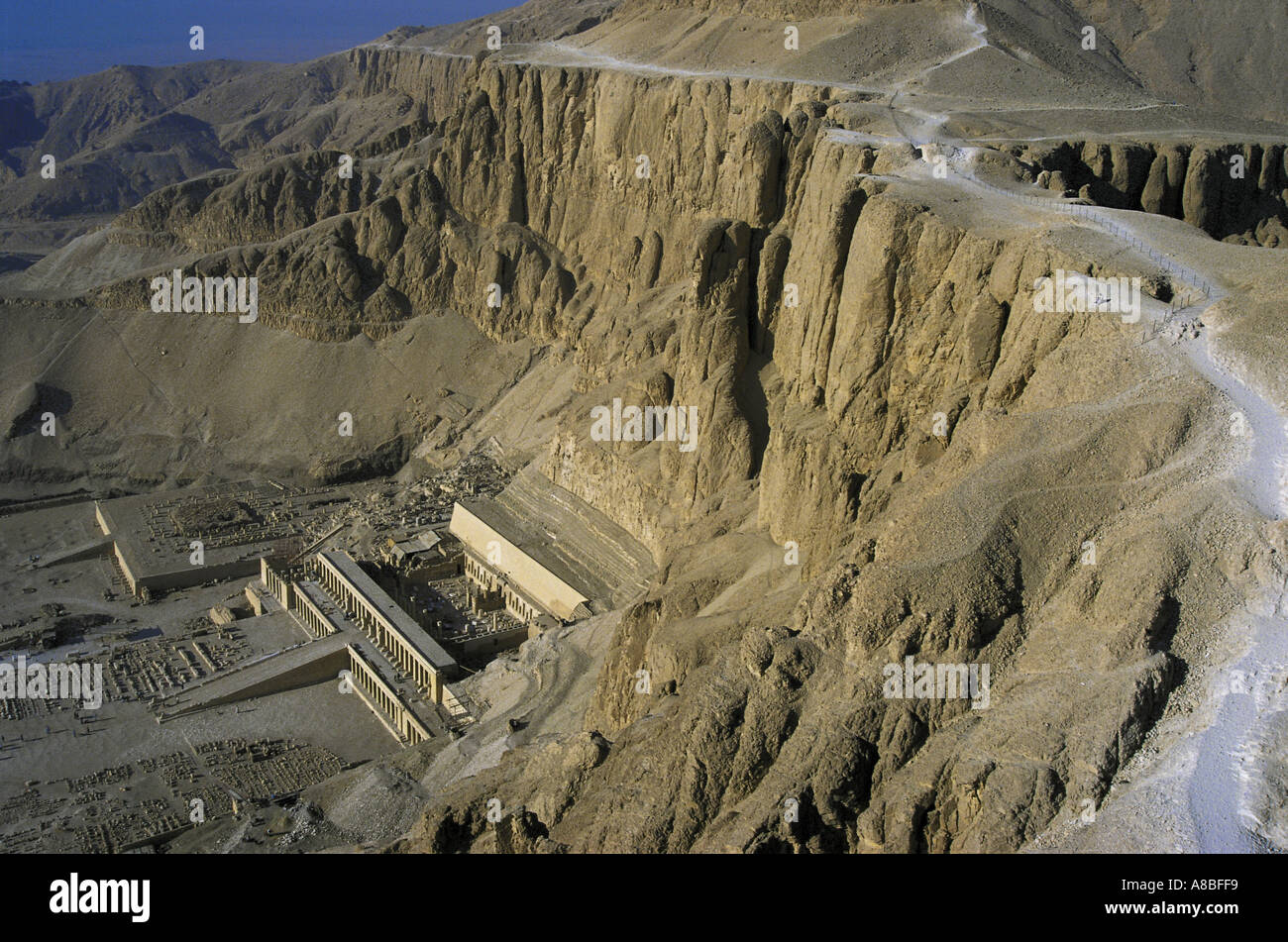 temple of deir el bahri mortuary temple for pharaonic queen hatshepsut ...