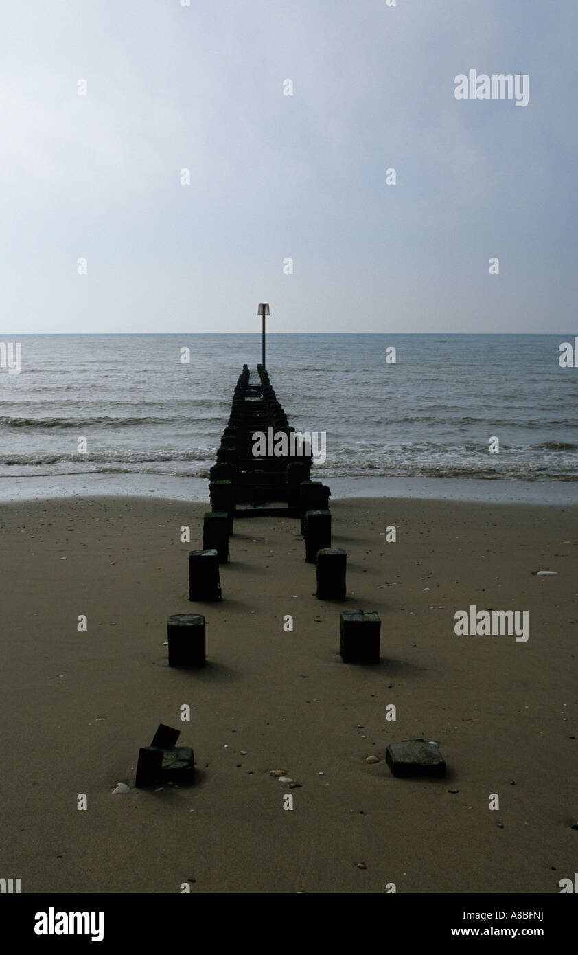 Bridlington groynes hi-res stock photography and images - Alamy