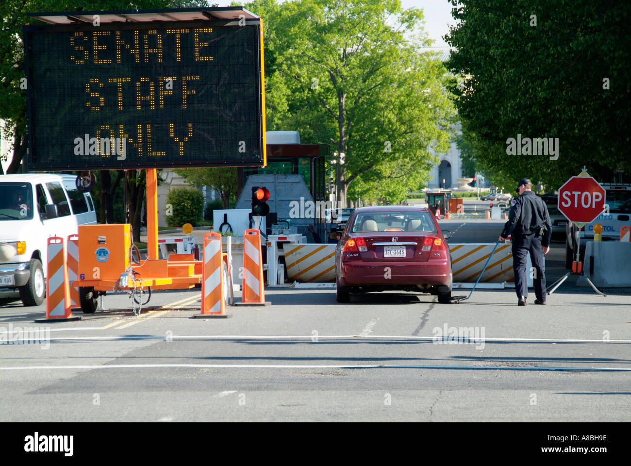 Homeland security architecture hi-res stock photography and images - Alamy