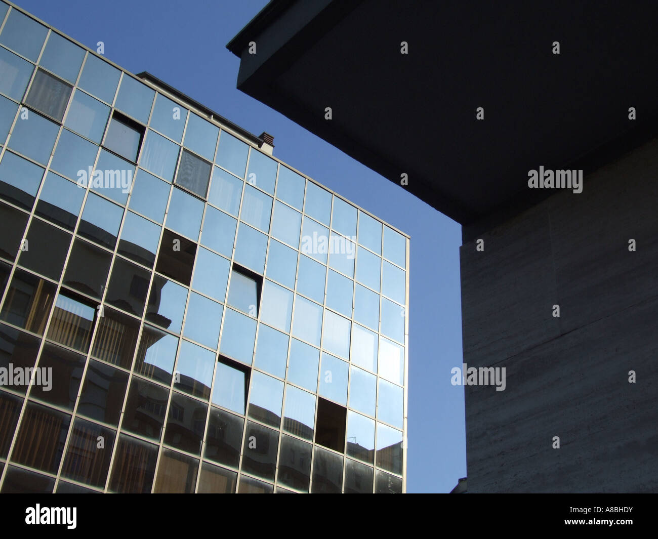 modern office block Stock Photo - Alamy