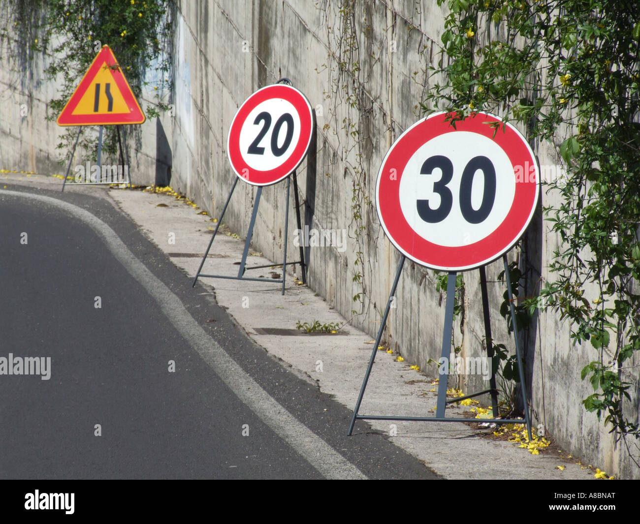 speed limit road signs Stock Photo - Alamy