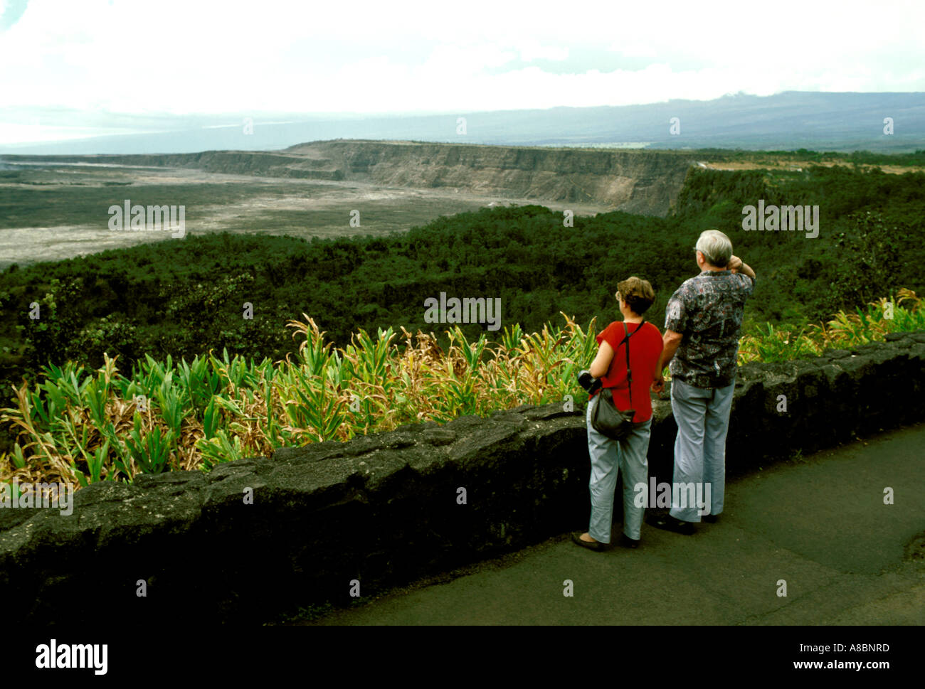 HI Hawaii Volcanoes National Park Kilauea Caldera Stock Photo - Alamy