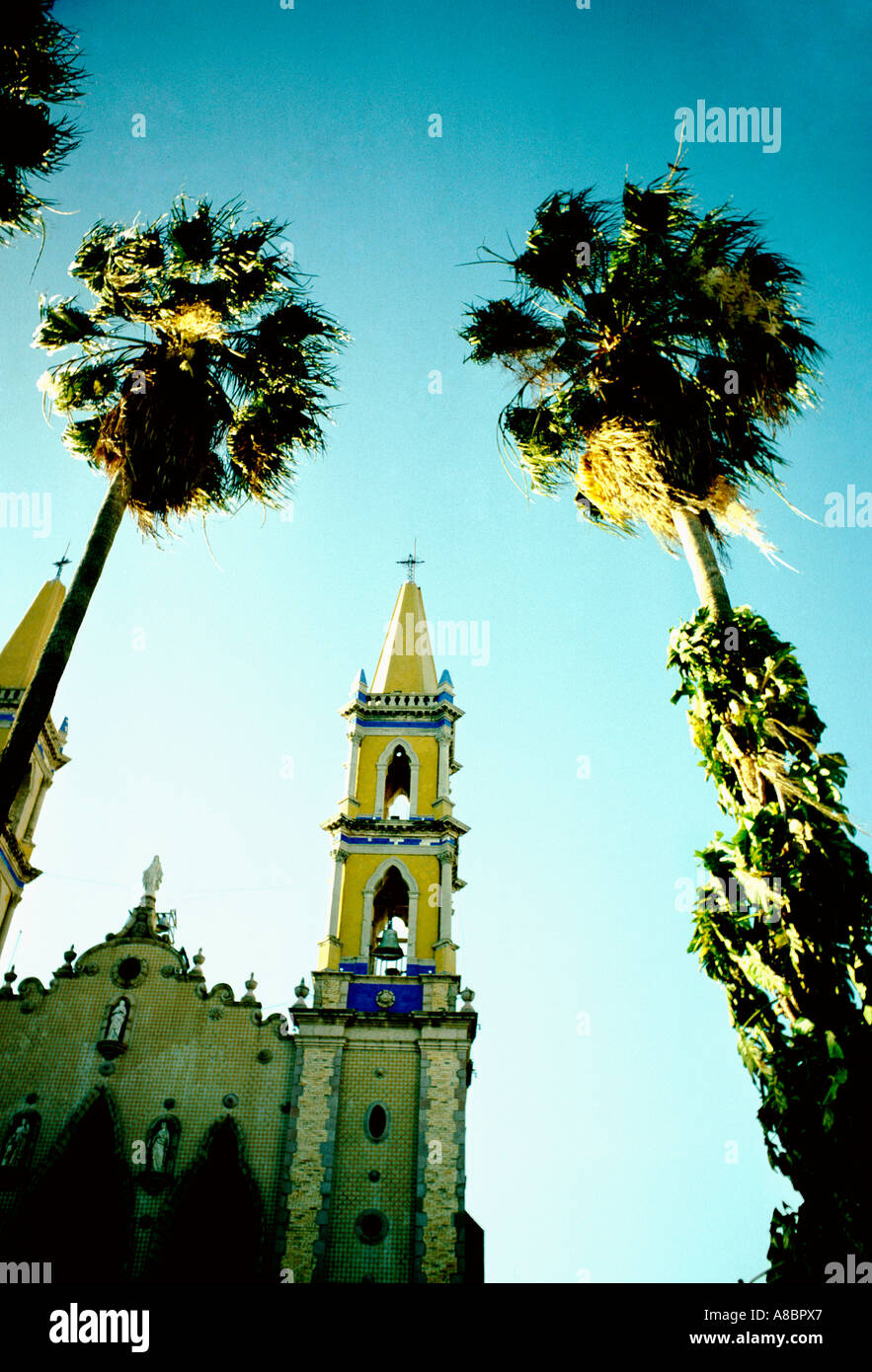 Mazatlan church hi-res stock photography and images - Alamy