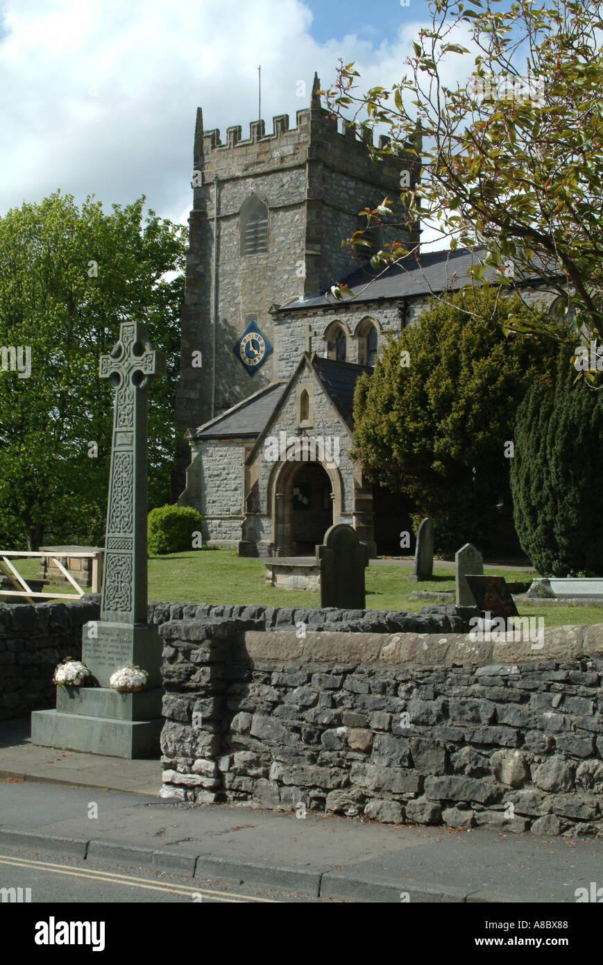 Ingleton village yorkshire hi-res stock photography and images - Alamy