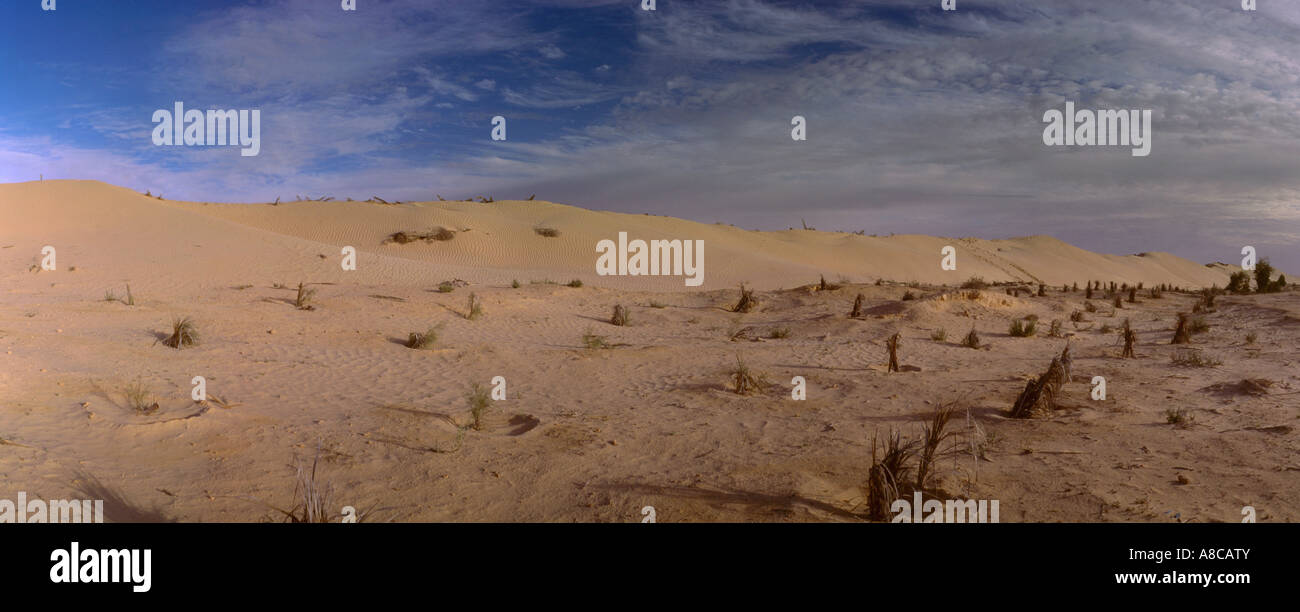 Near Douz Tunisia Anchoring Desert Grand Erg Oriental Stock Photo - Alamy