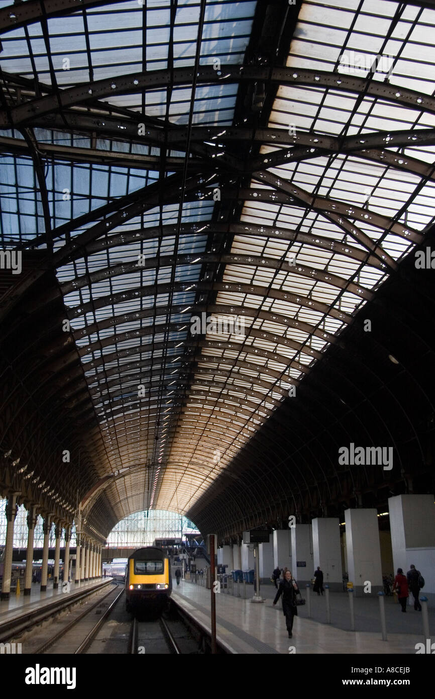 Paddington Station London- n2 Stock Photo - Alamy