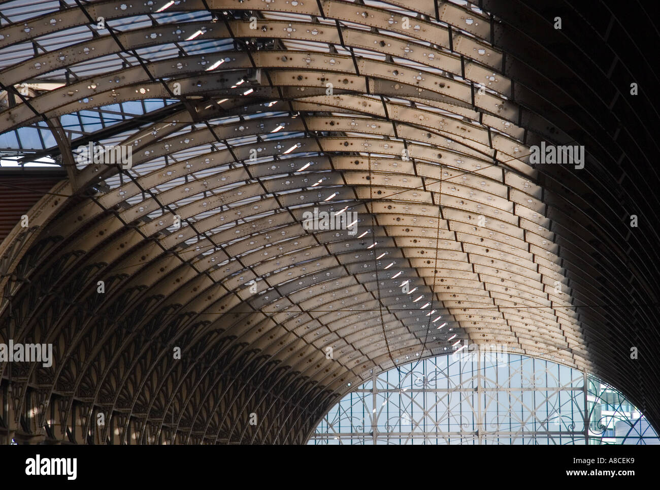 Paddington Station London- ornate rooftop n3 Stock Photo - Alamy